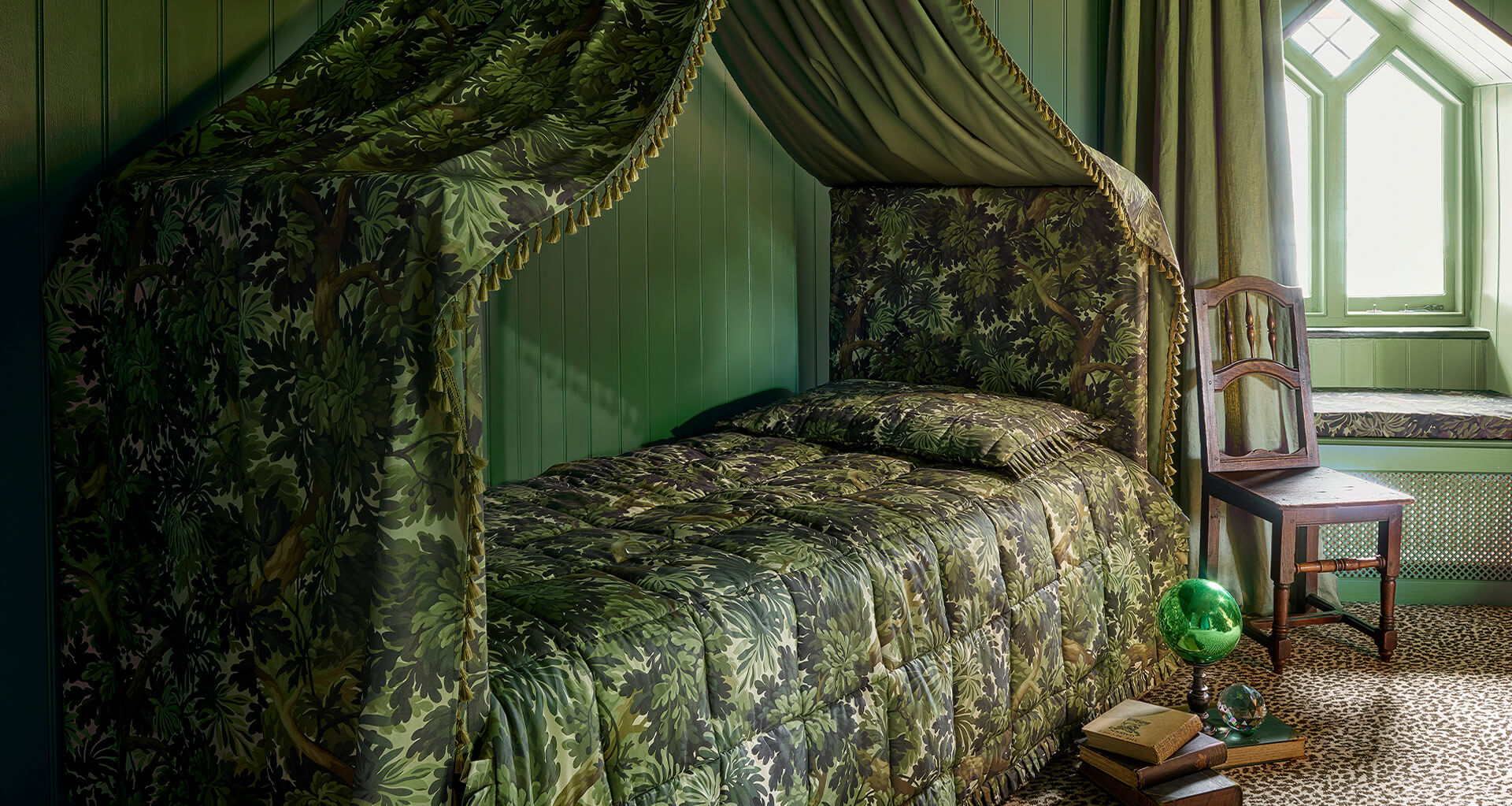 British Luxury Interiors & Lifestyle Brand – House of Hackney US